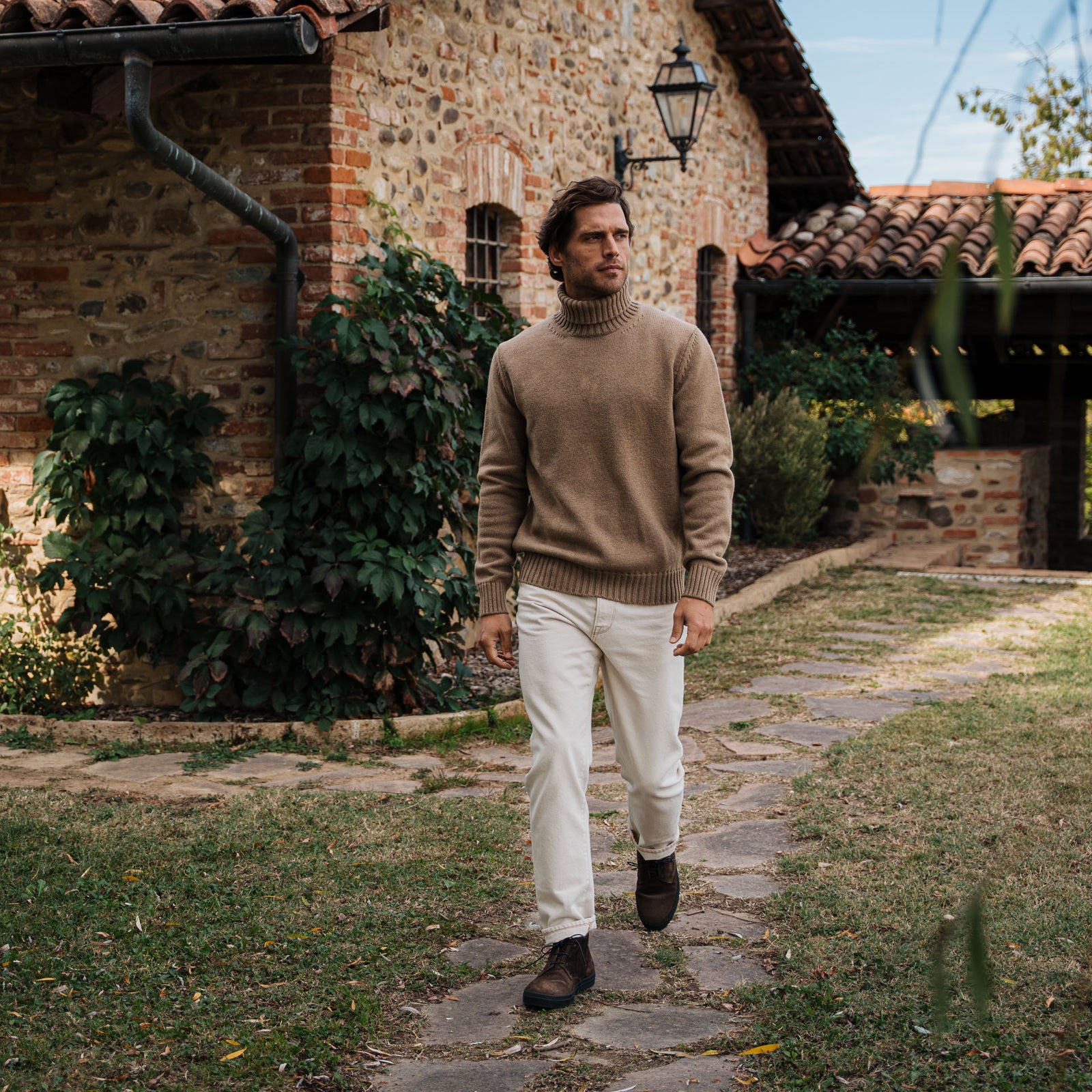 Velasca | Men’s ankle boots, suede. Handmade with care in Italy